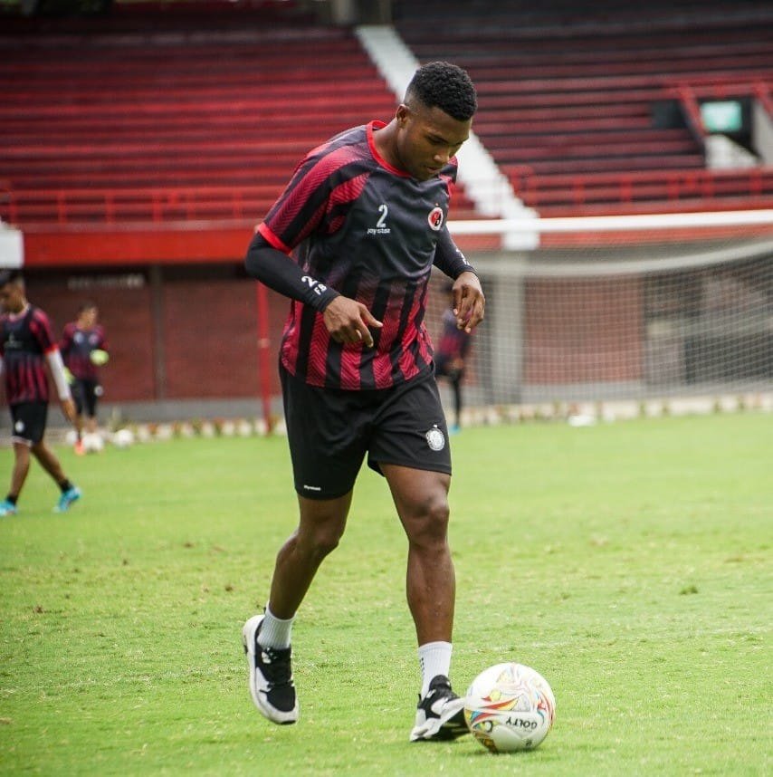 FREDY BERMÚDEZ, UN FUTBOLISTA DEL INTER DE QUERÉTARO MÉXICO - Ojo Pelao ...
