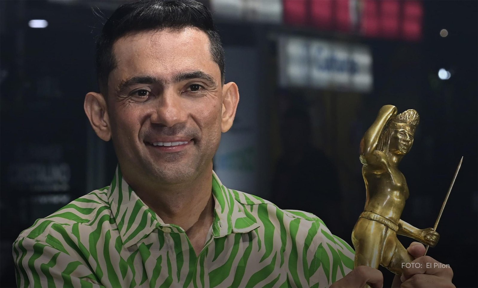 IVÁN ZULETA, EL PEQUEÑO VALIENTE DEL ACORDEÓN QUE SE CONVIRTIÓ EN REY ...